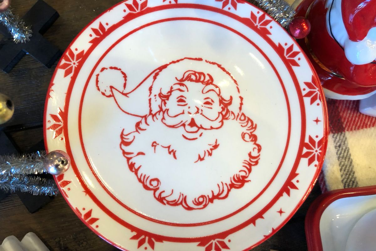 Santa Plate at Gardner-White